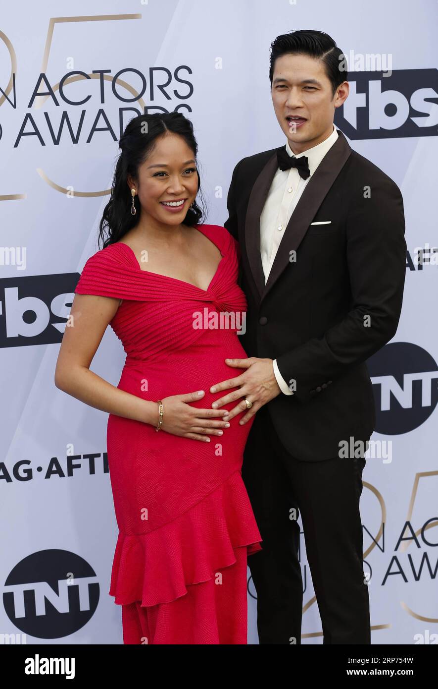 (190128) -- LOS ANGELES, Jan. 28, 2019 -- Actor Harry Shum Jr. (R) and ...