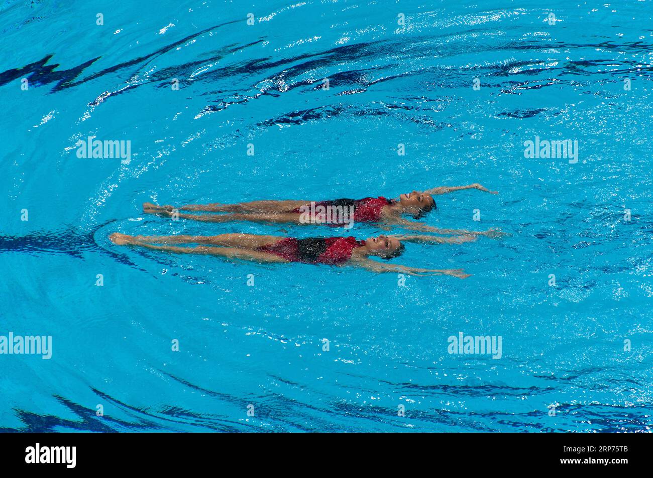Synchronized swimming and olympics 2012 hi-res stock photography and ...