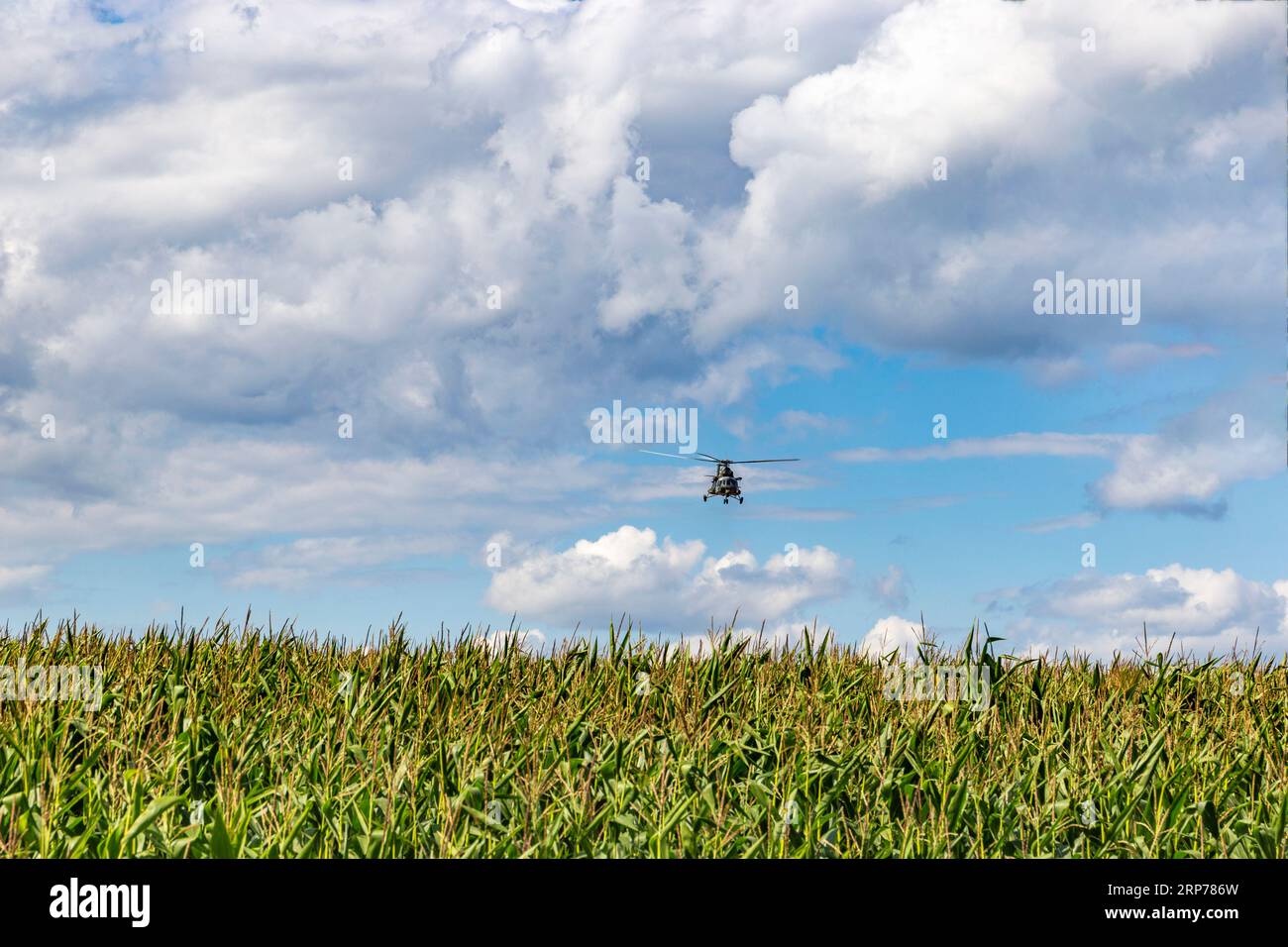 Helicopter farm hi-res stock photography and images - Alamy
