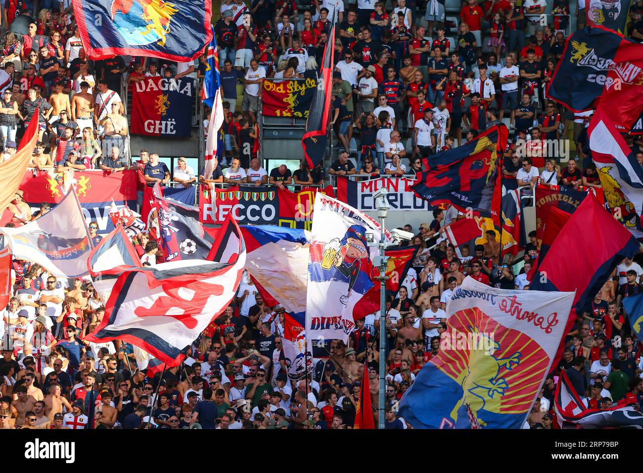 Genoa fans hi-res stock photography and images - Alamy