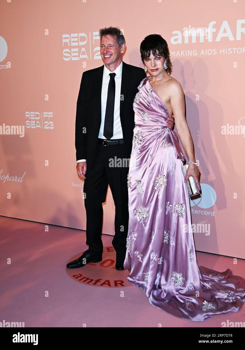 Paul ws anderson milla jovovich hi-res stock photography and images - Alamy