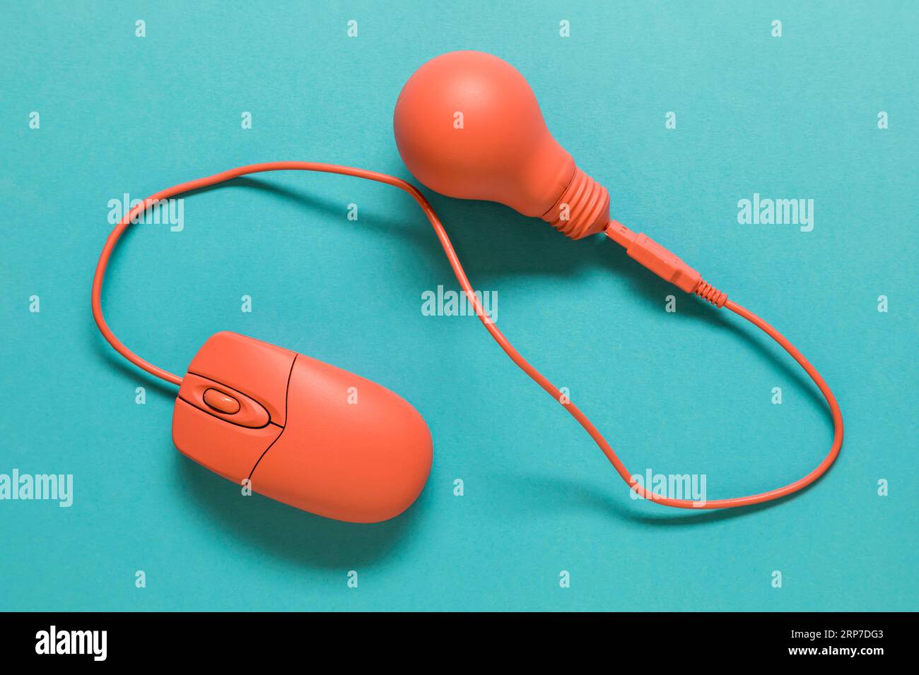 Knowledge check with bulb hi-res stock photography and images - Alamy