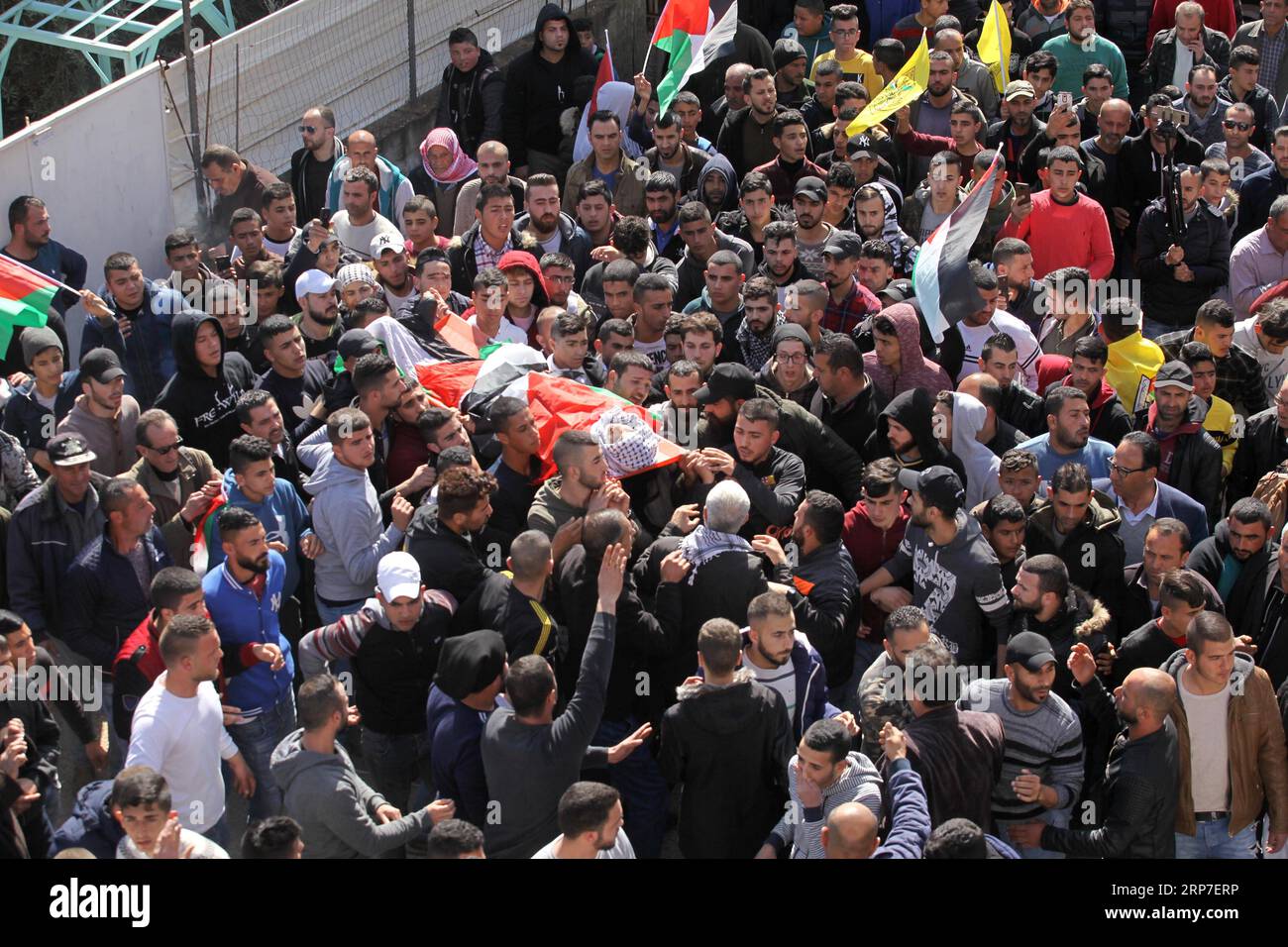 (190205) -- JENIN, Feb. 5, 2019 -- People attend the funeral of a ...