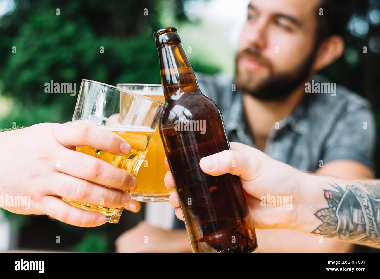 Alcoholic hi-res stock photography and images - Alamy