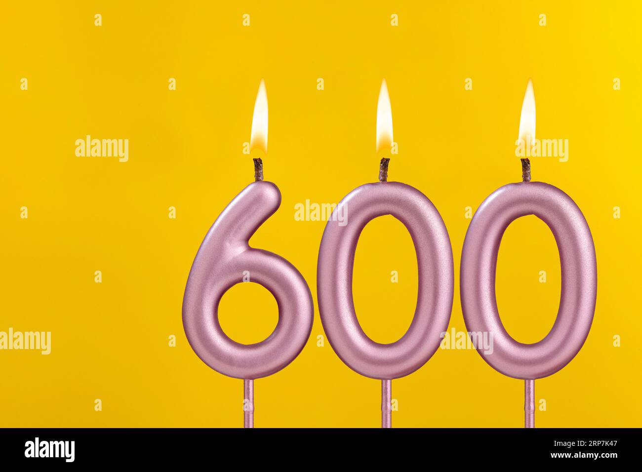 Birthday 600 hi-res stock photography and images - Alamy