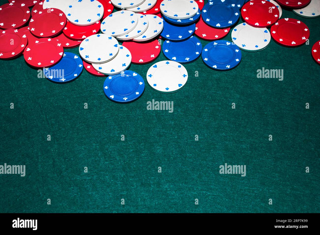 Red and blue chips hi-res stock photography and images - Alamy