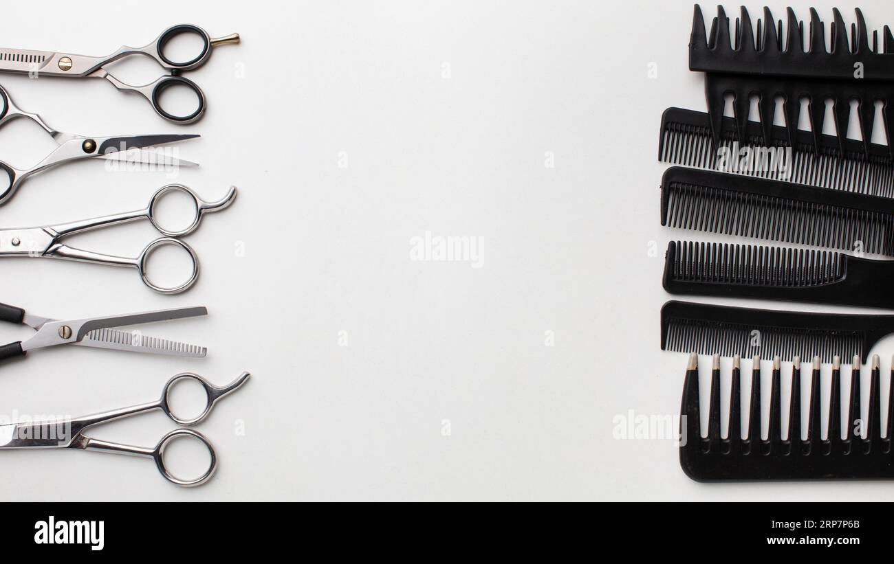 Round combs hi-res stock photography and images - Alamy