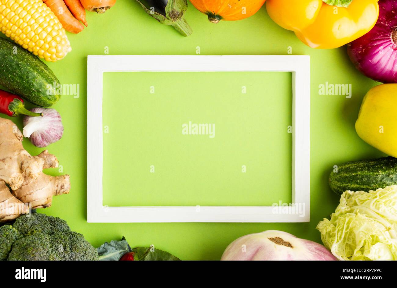Top view empty frame with arrangement vegetables Stock Photo - Alamy