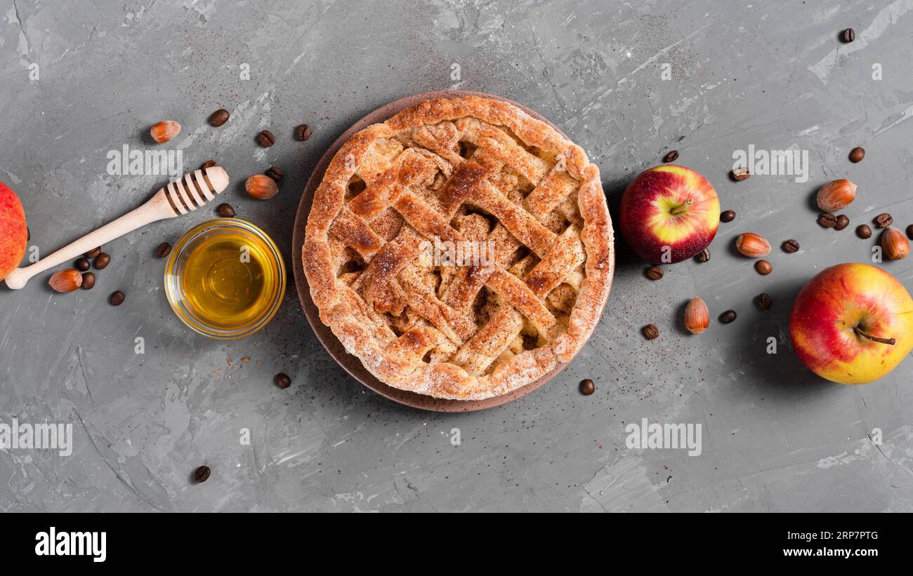 Top view pie hi-res stock photography and images - Alamy