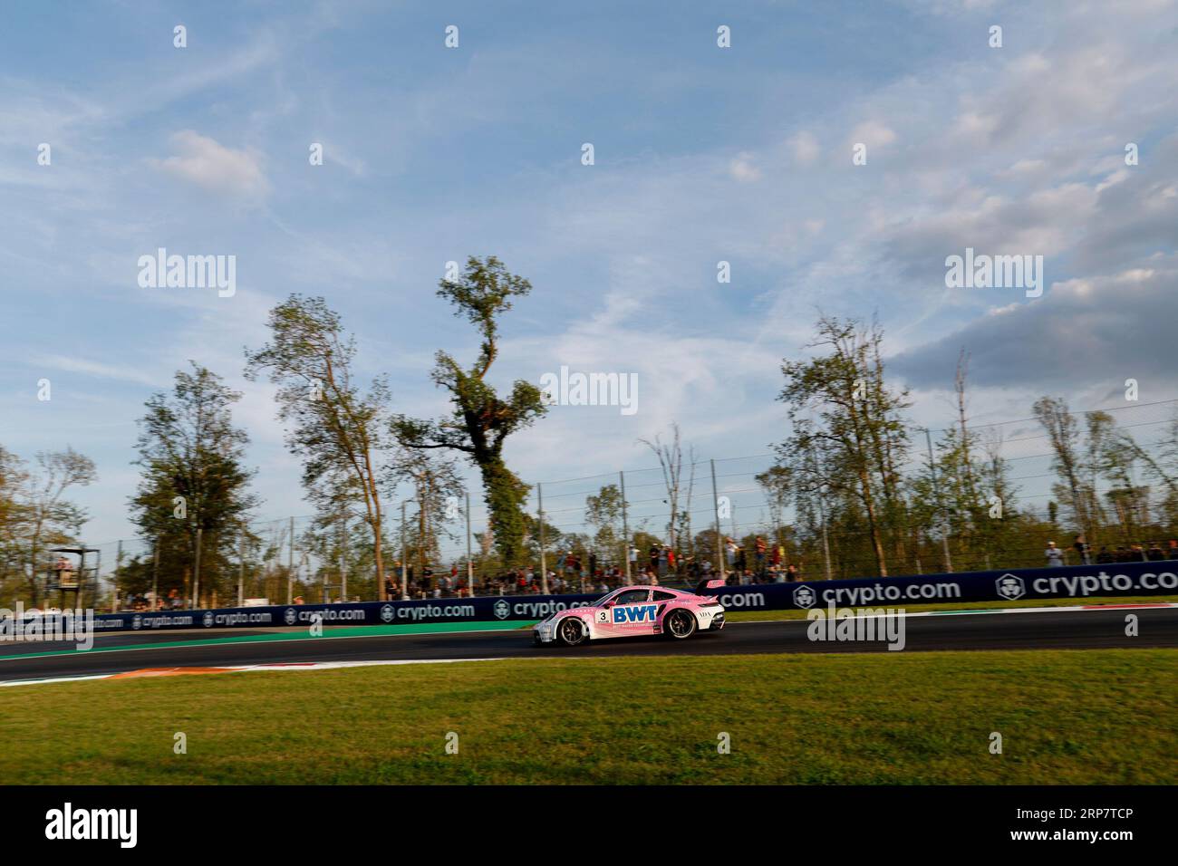 #3 Harry King (UK, BWT Lechner Racing), Porsche Mobil 1 Supercup at ...