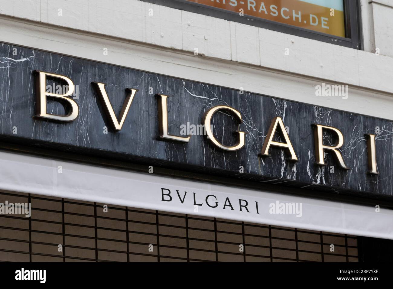 Bvlgari logo hi-res stock photography and images - Alamy