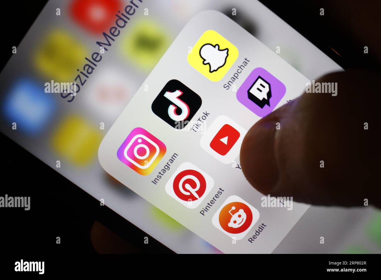 Tik tok snapchat hi-res stock photography and images - Alamy