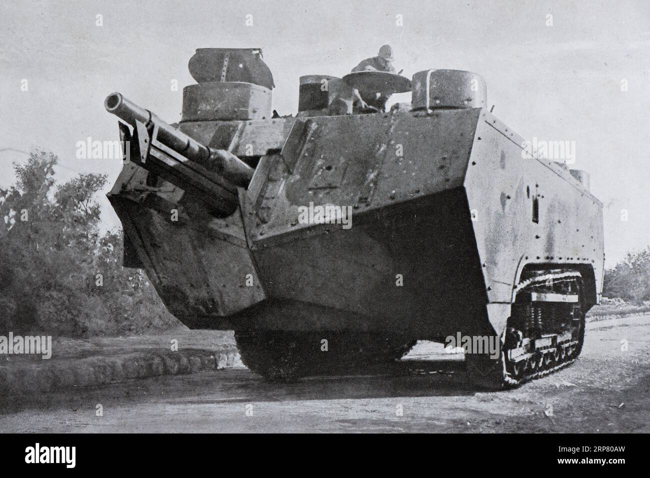 Rapid fire tank, Mai 1917, France Stock Photo - Alamy
