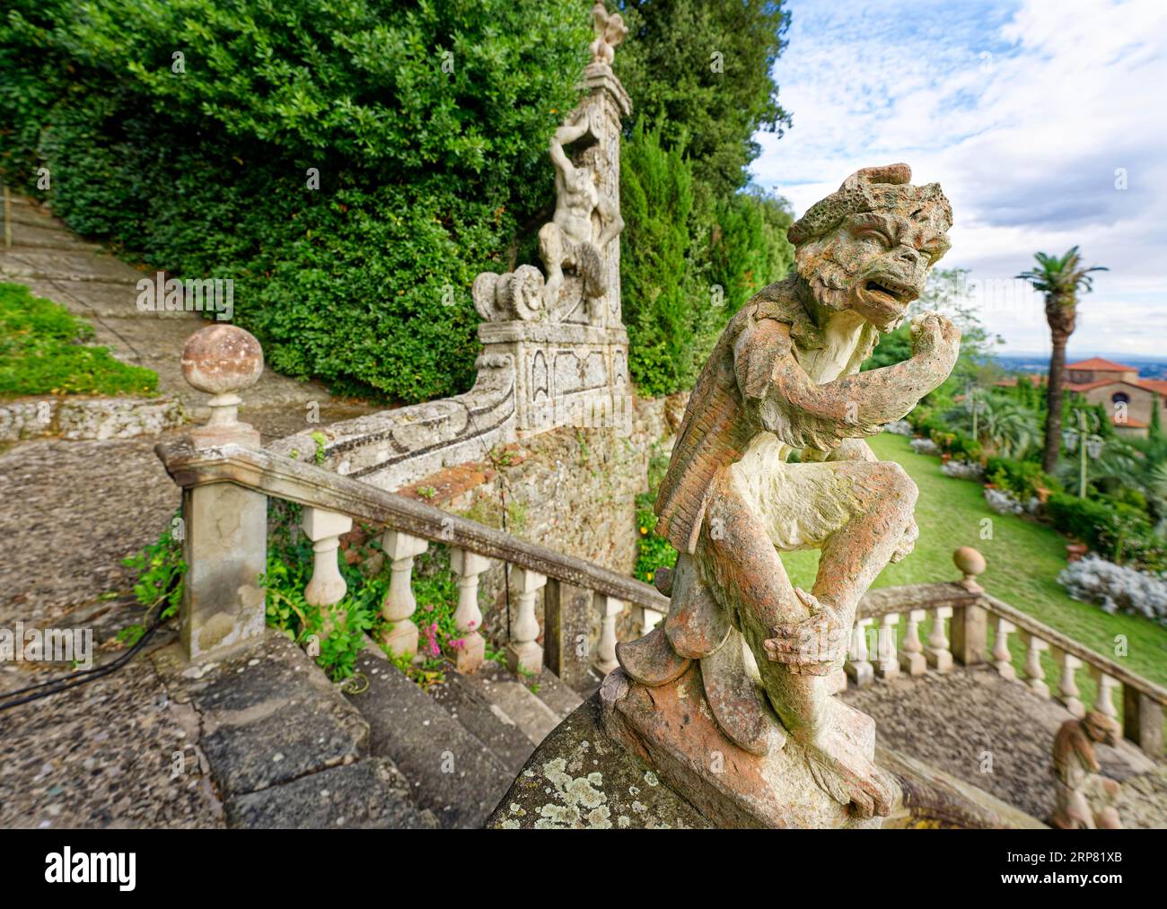 Monkey, Grotesque sculpture, Rococo, Stairs, Park or garden, Villa ...