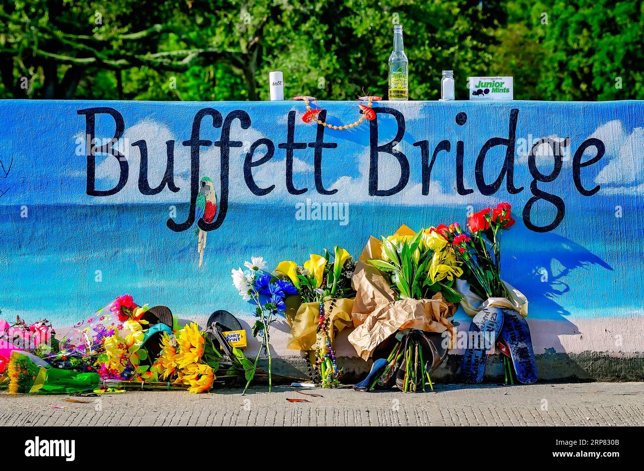 Jimmy buffett bridge hi-res stock photography and images - Alamy