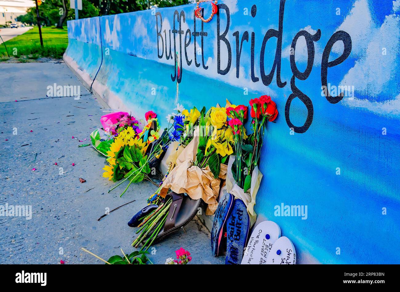 Jimmy buffett bridge memorial hi-res stock photography and images - Alamy