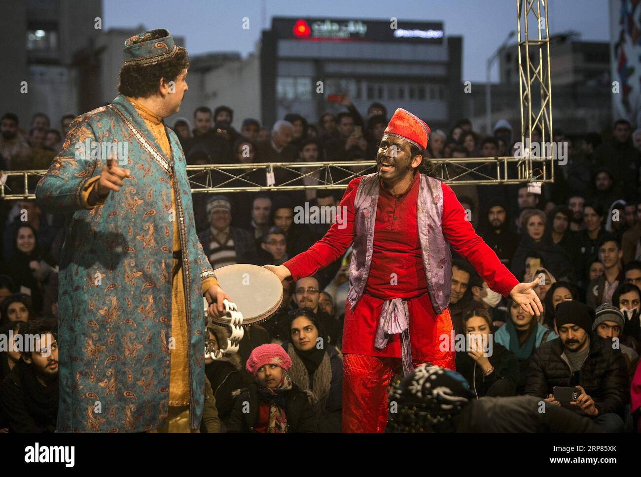 (190219) -- TEHRAN, Feb. 19, 2019 -- Iranian actors perform during the ...