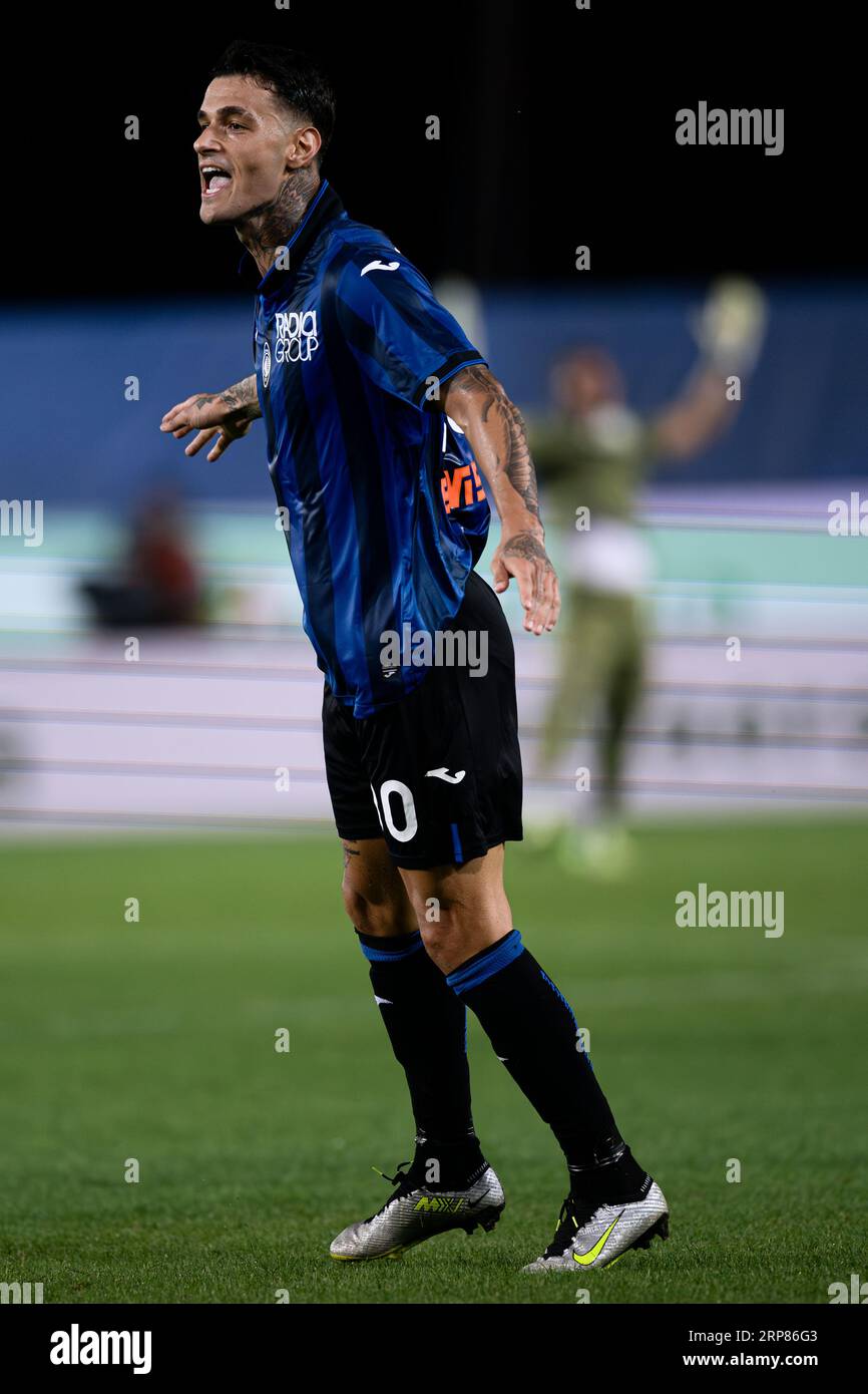 Gianluca Scamacca of Atalanta BC celebrates after scoring a goal during ...