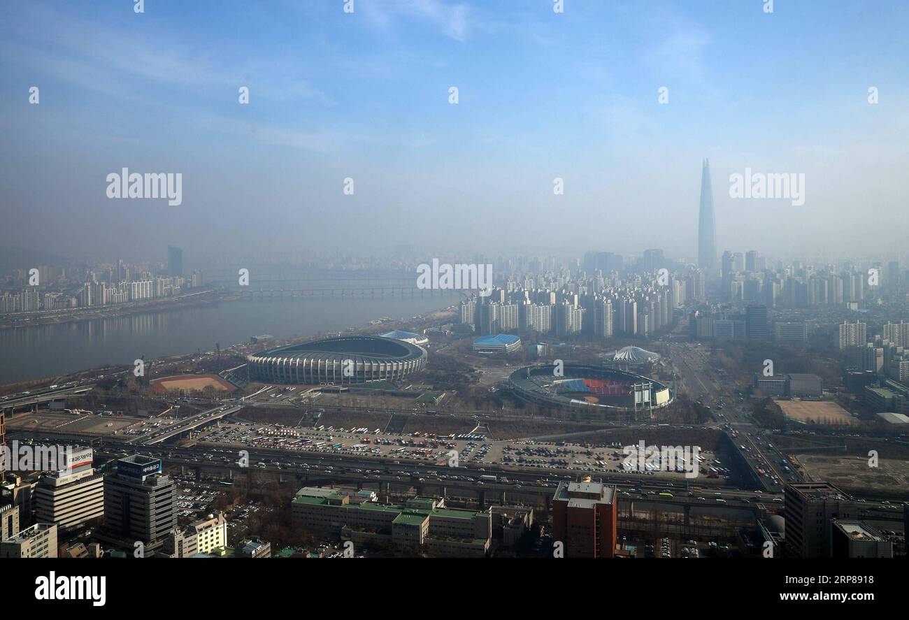 Air pollution in korea hi-res stock photography and images - Alamy