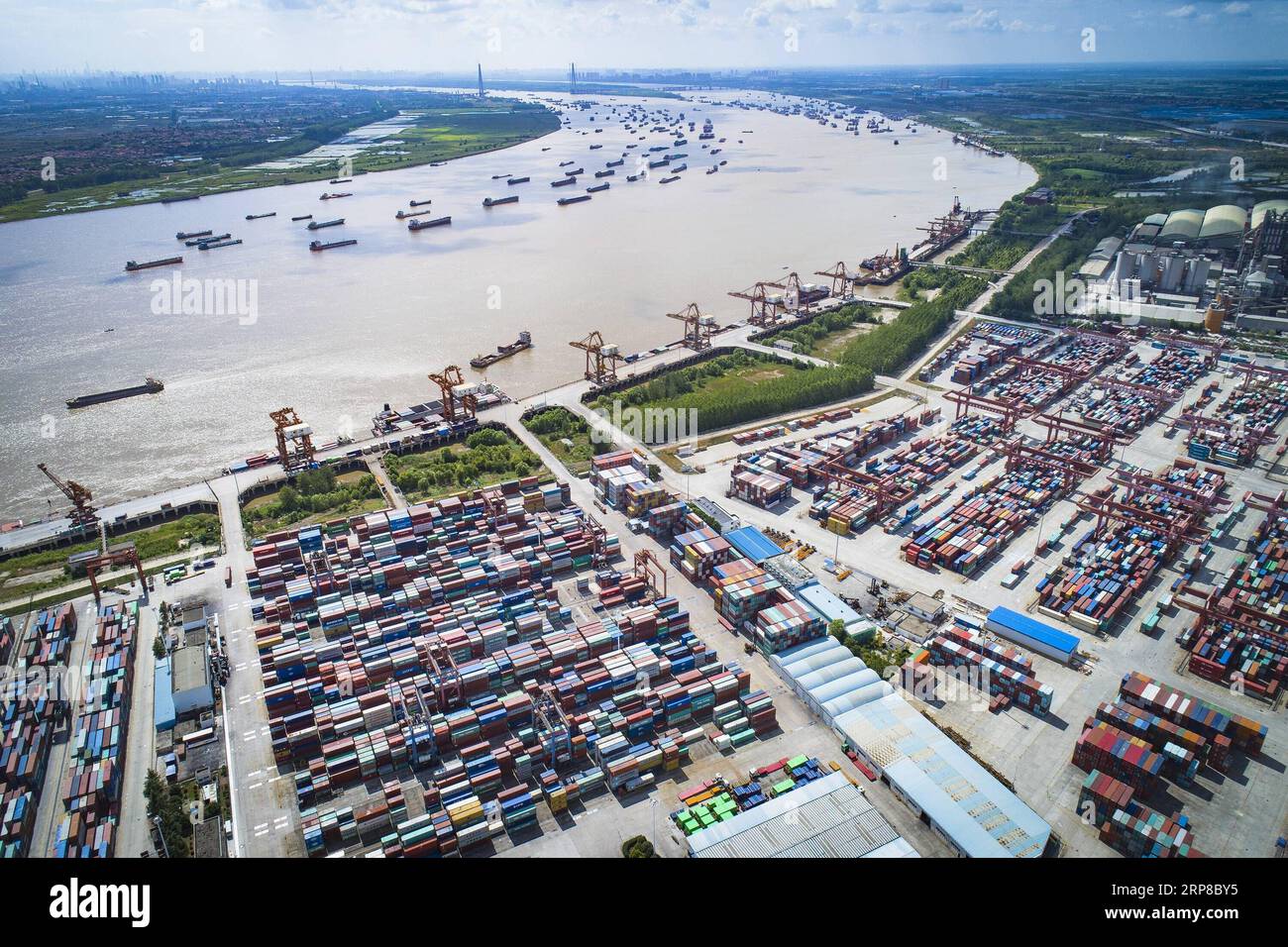 Regions of support hi-res stock photography and images - Alamy