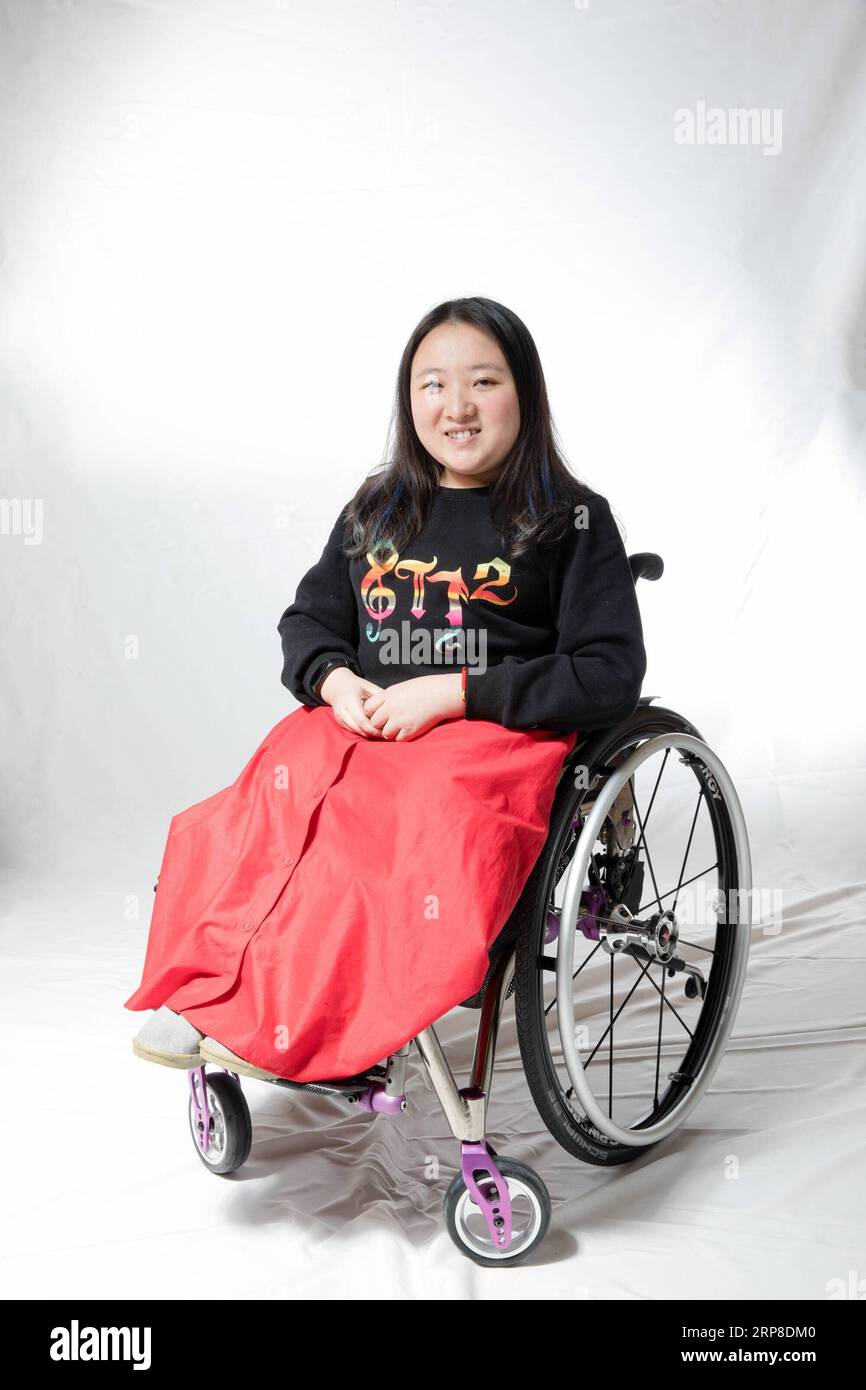 1 chunk a day challenge hi-res stock photography and images - Alamy