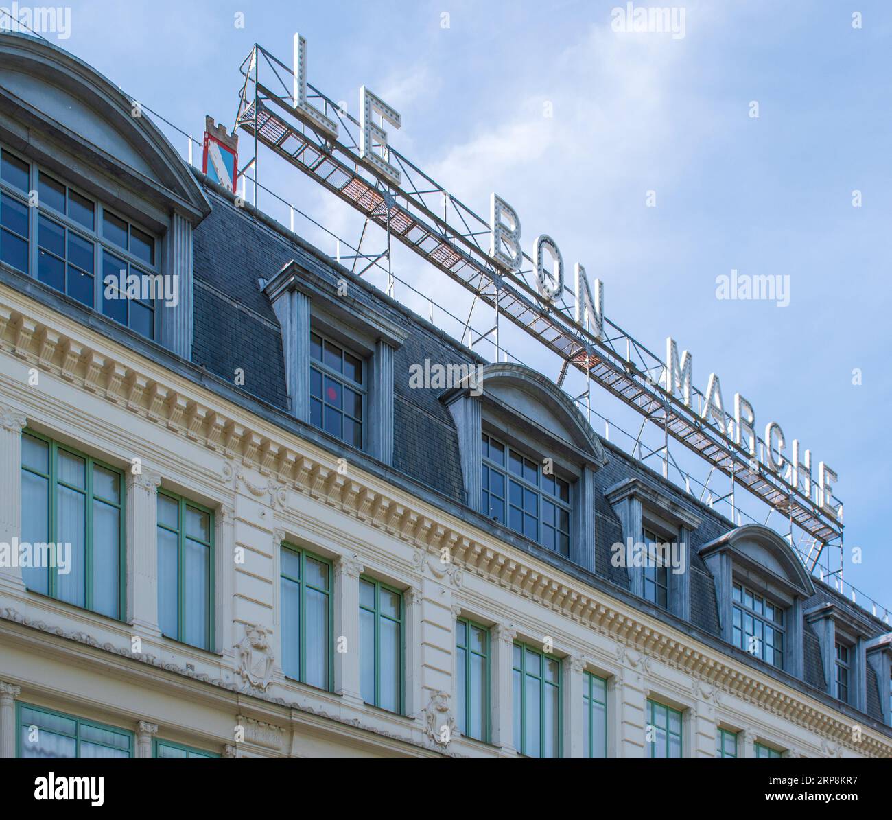 Bon marche paris hi-res stock photography and images - Alamy