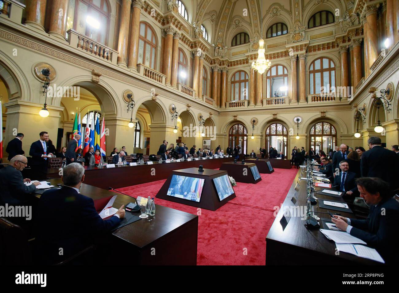 Eu ministers of european affairs hi-res stock photography and images ...