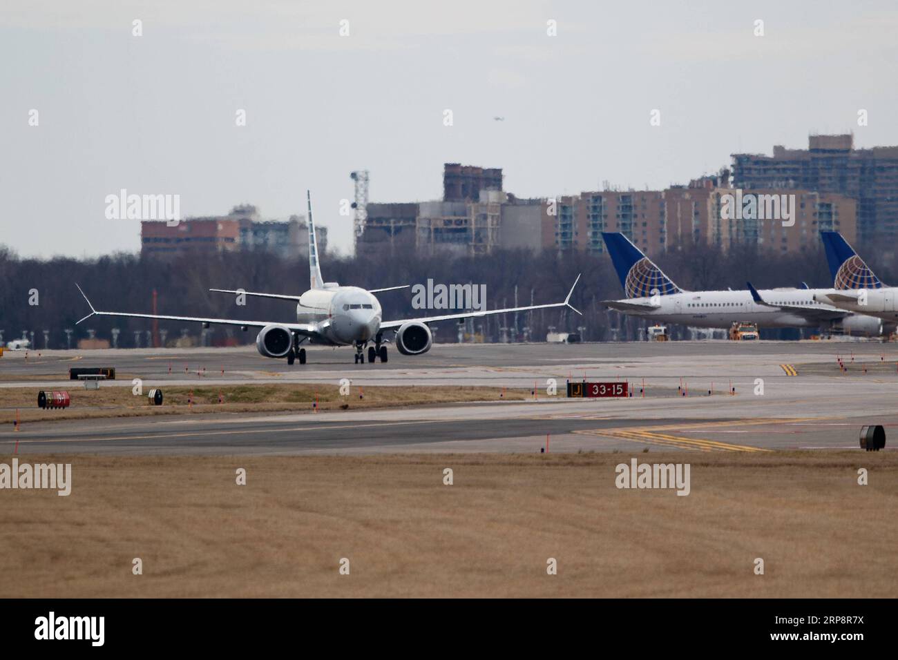 American airlines boeing 737 max hi-res stock photography and images ...