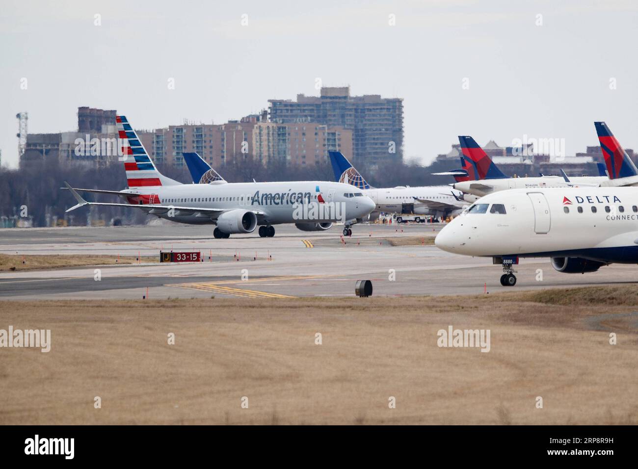 American airlines boeing 737 max hi-res stock photography and images ...