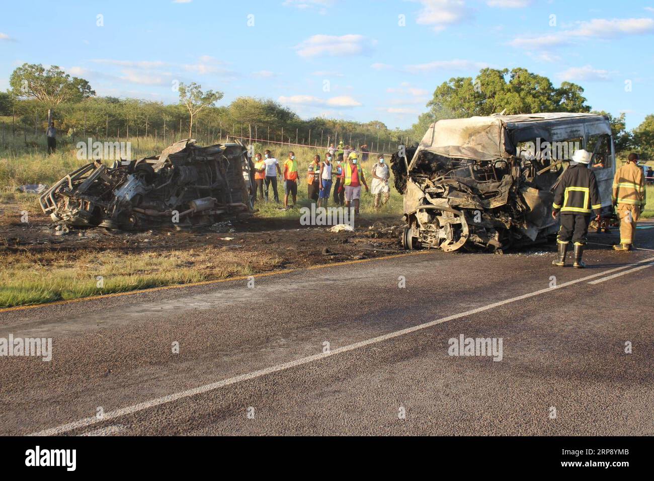 Two mini buses hi-res stock photography and images - Alamy