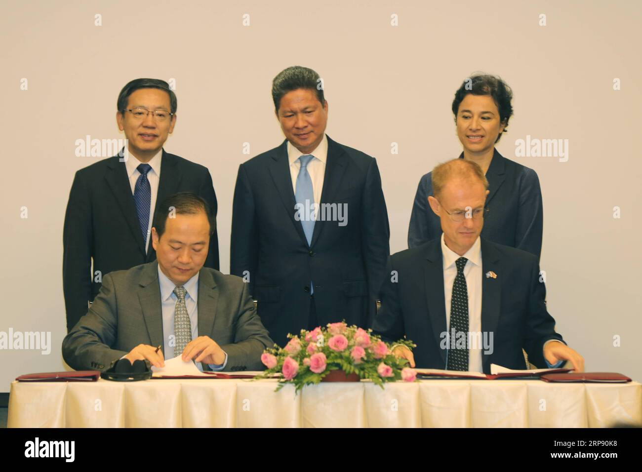 (190319) -- PHNOM PENH, March 19, 2019 -- Cambodian Transport Minister ...