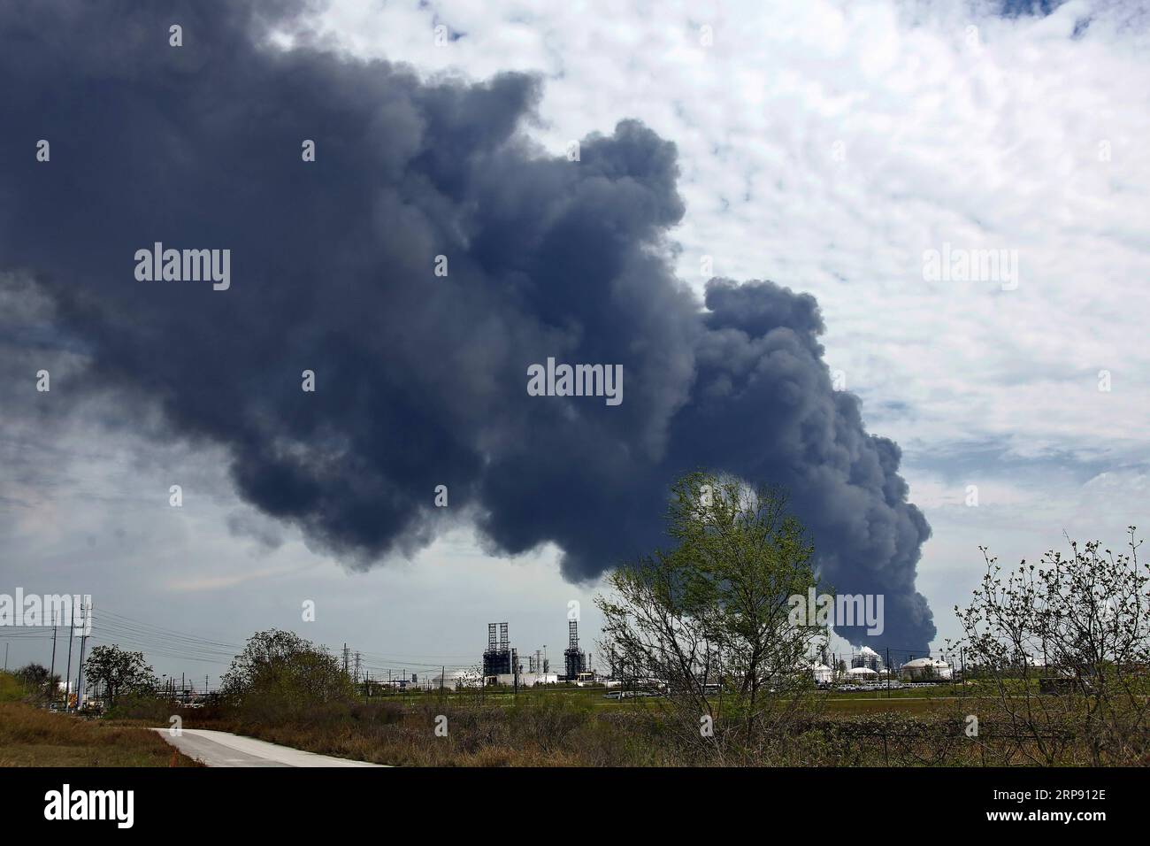 Houston petrochemical hi-res stock photography and images - Alamy