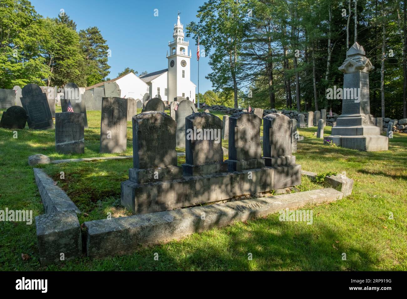 Burying hi-res stock photography and images - Alamy