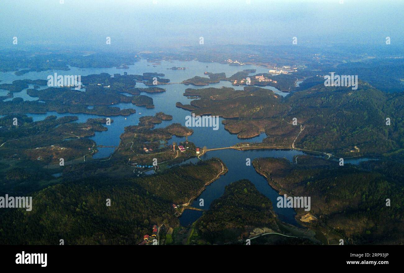 (190322) -- BEIJING, March 22, 2019 (Xinhua) -- Aerial photo taken on ...