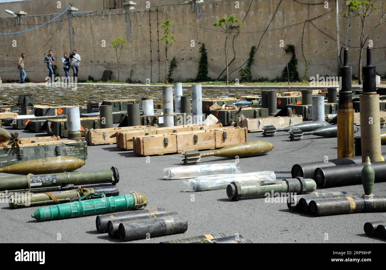 Mortar missiles hi-res stock photography and images - Alamy