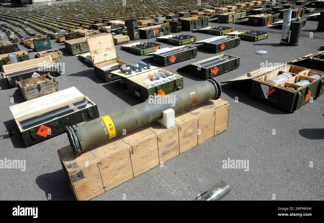 Mortar missiles hi-res stock photography and images - Alamy