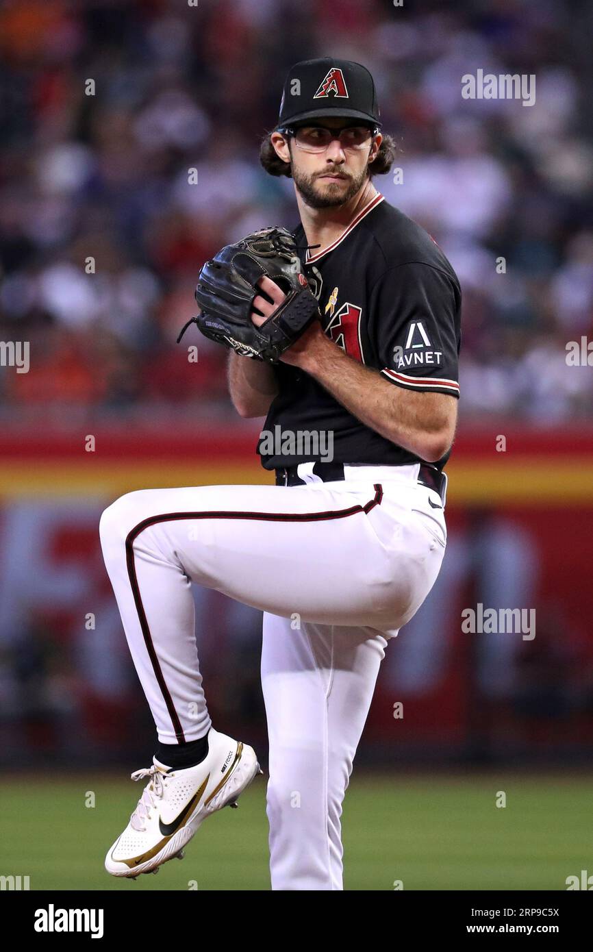 PHOENIX, AZ - SEPTEMBER 03: Arizona Diamondbacks starting pitcher Zac ...