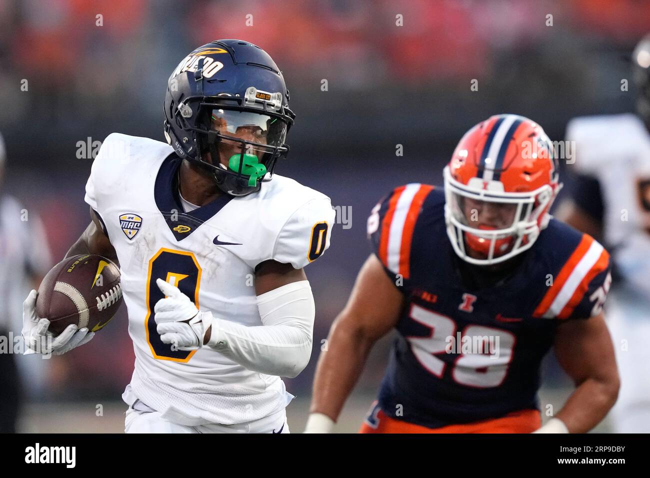 Toledo running back Jacquez Stuart carries the ball during an NCAA ...