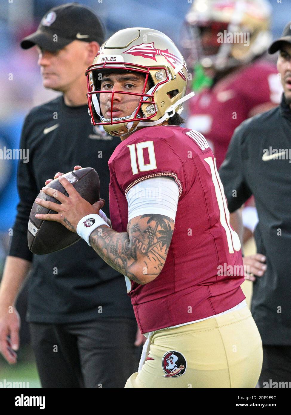 September 3, 2023: Florida State Seminoles quarterback AJ Duffy (10 ...