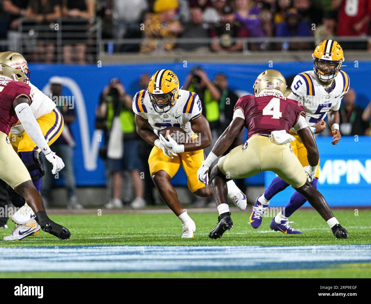 Orlando, FL, USA. 3rd Sep, 2023. LSU Tigers running back Noah Cain (21 ...