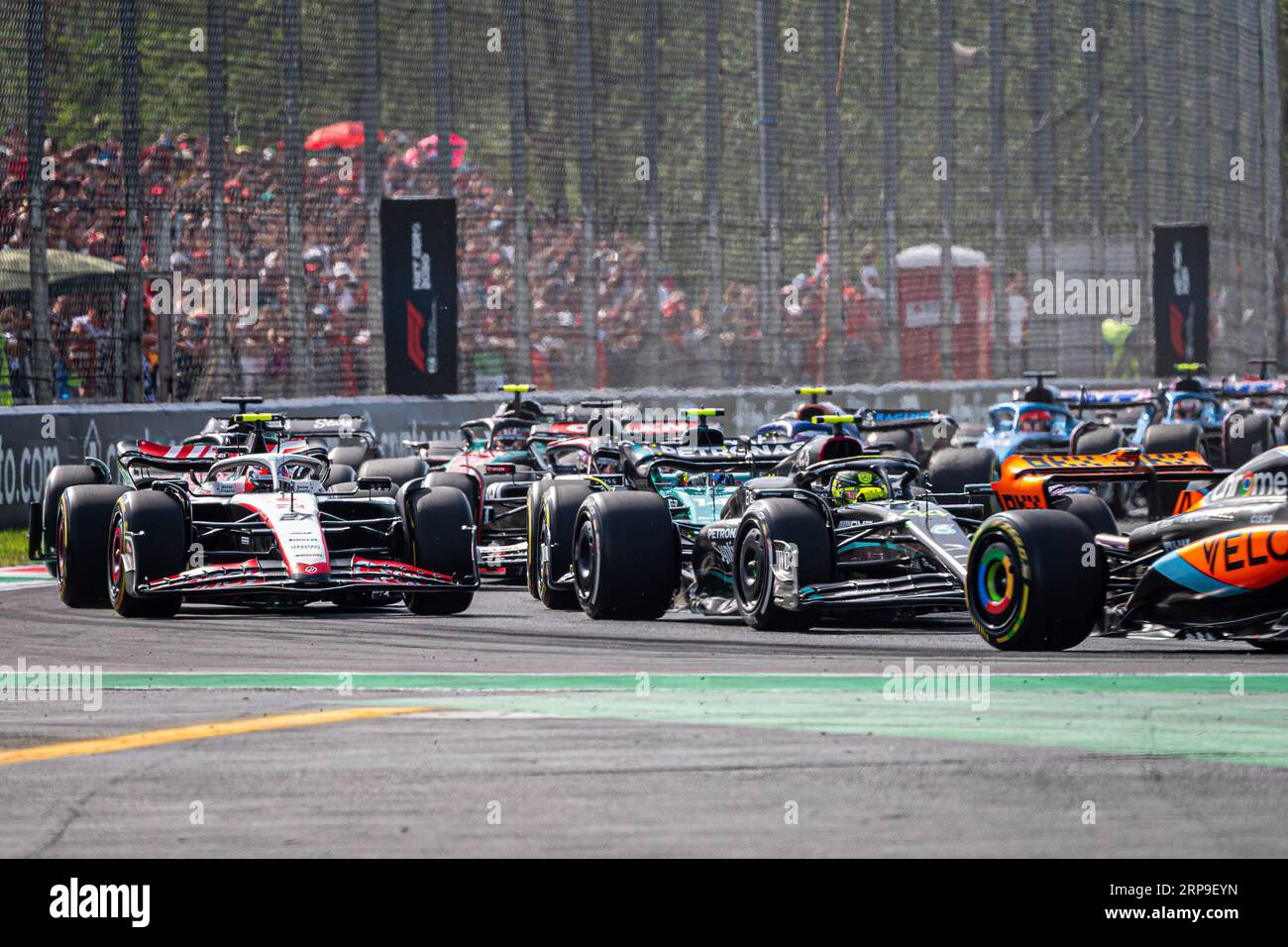 Monza, Italy. 03rd Sep, 2023. Drivers start the Italian F1 Grand Prix ...