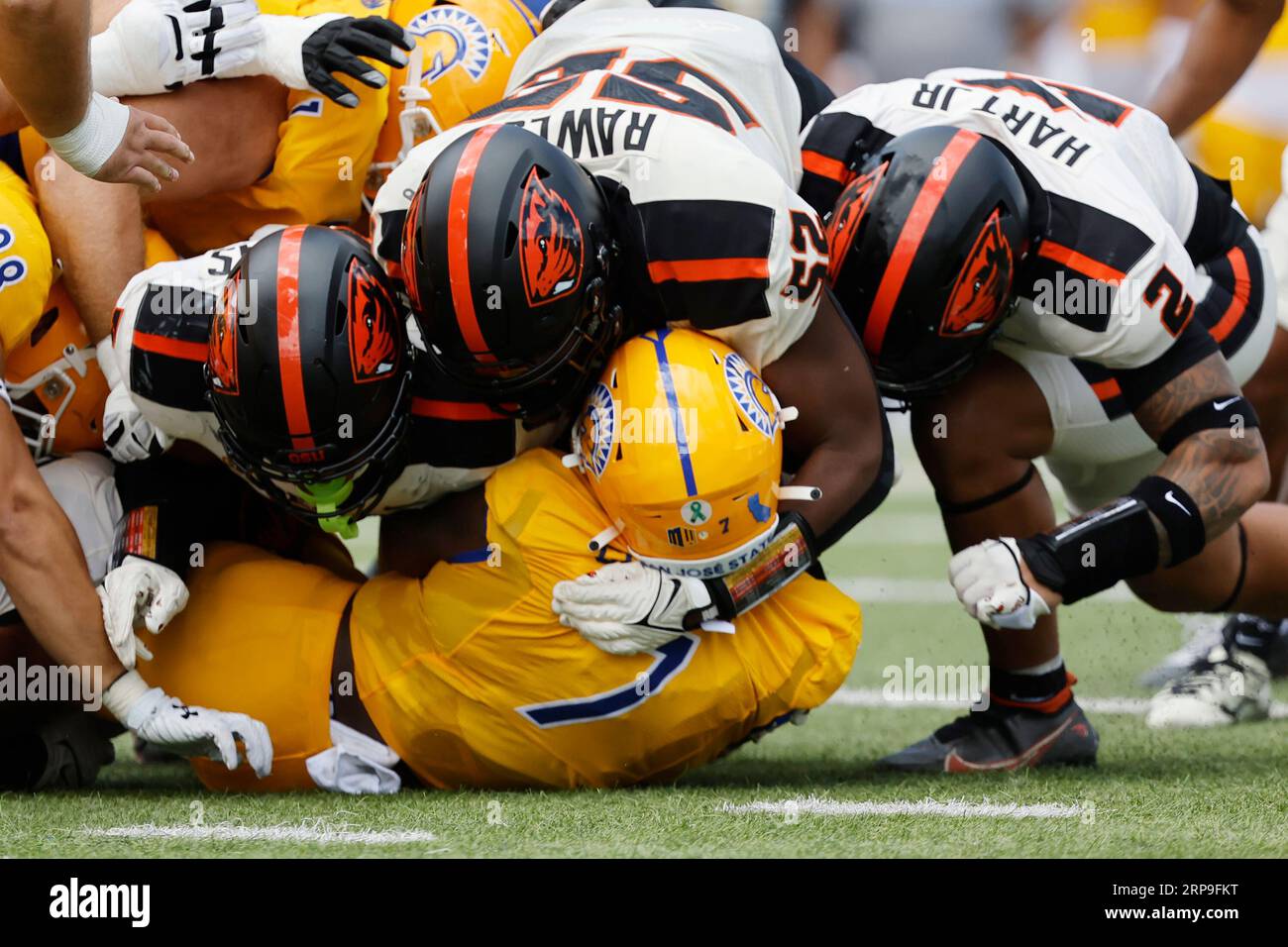 San Jose State running back Quali Conley (7) tackled by Oregon State ...
