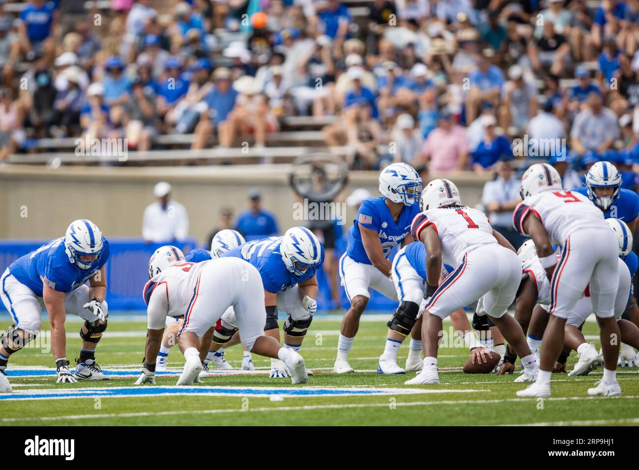 Robert morris university football hi-res stock photography and images ...