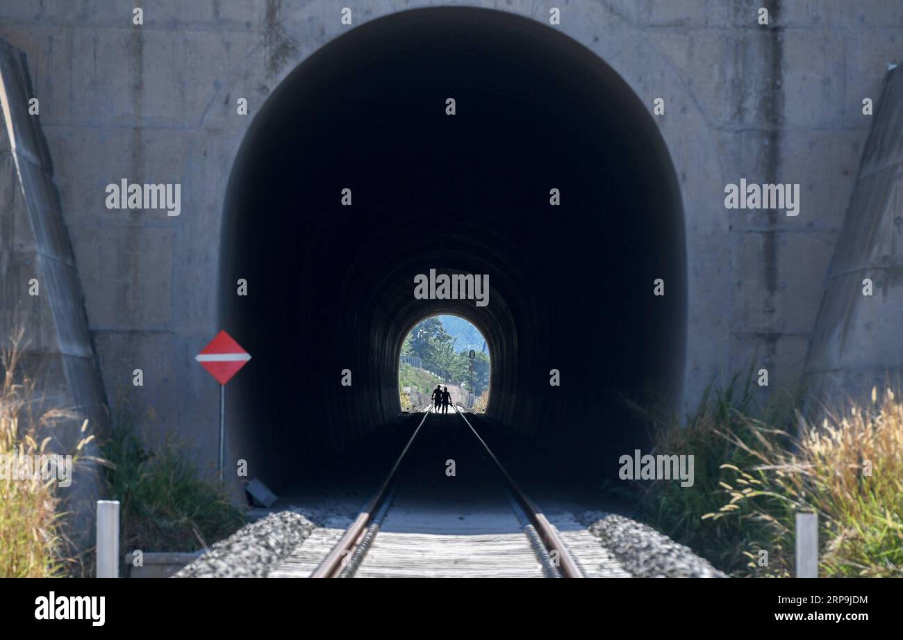 Southern railwa hi-res stock photography and images - Alamy