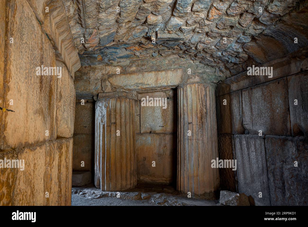 Tunnel ephesos ancient hi-res stock photography and images - Alamy