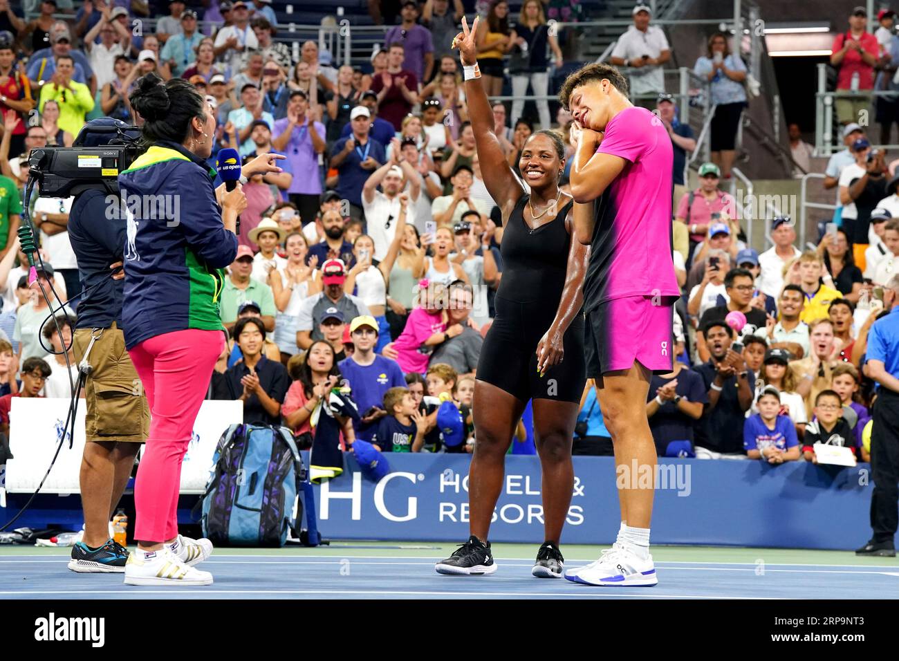 Taylor Townsend and Ben Shelton during a mixed doubles match at the ...