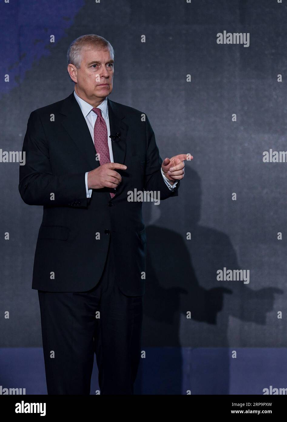 Prince andrew china pitch hi-res stock photography and images - Alamy