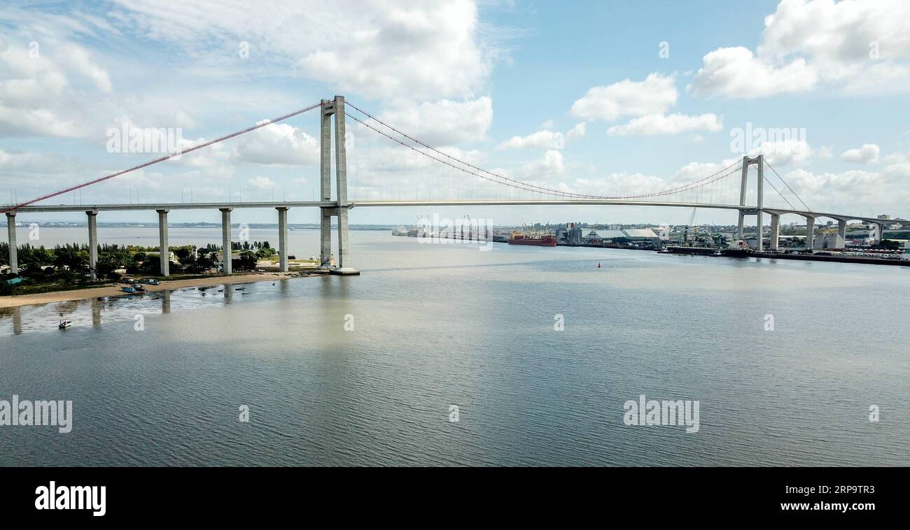 (190417) -- MAPUTO, April 17, 2019 (Xinhua) -- Aerial photo taken on ...