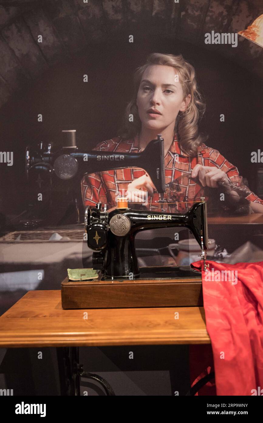 Movie costume sewing hi-res stock photography and images - Alamy