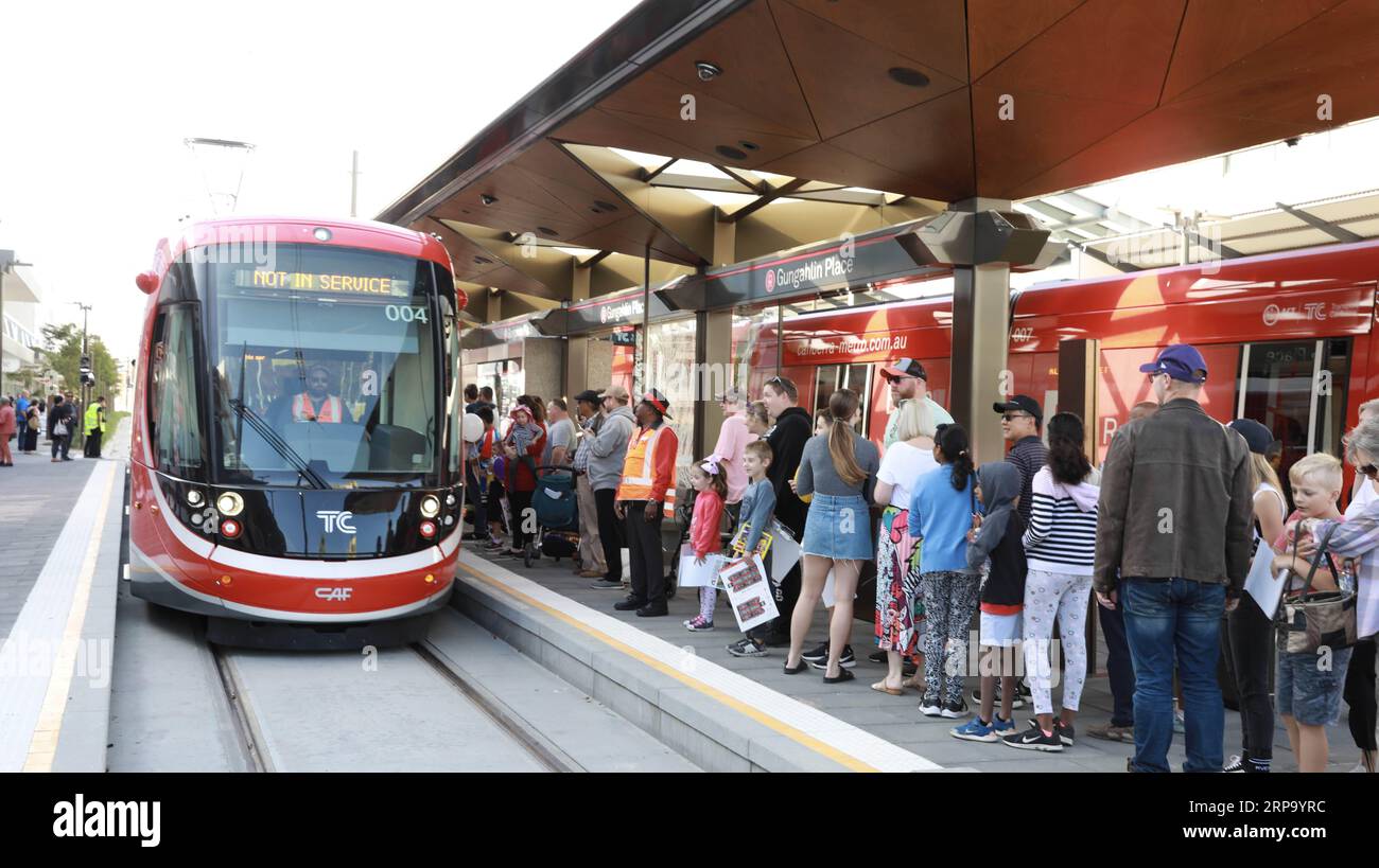 Canberra light rail hi-res stock photography and images - Alamy